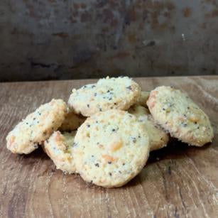 Crooked Creek Biscuits - Spiced Up Cheese Biscuits - 125g | Rosalie ...