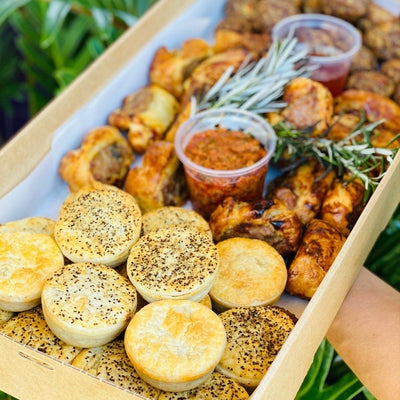 Mixed Canape Box (50 pieces) - Warm - Vegetarian | Rosalie Gourmet Market